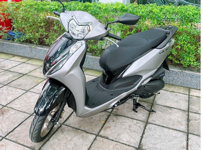 Bảng giá xe Honda LEAD 2026 giữa tháng 12/2025 giảm cực mạnh: Dân tình săn đón hơn Vision và SH Mode